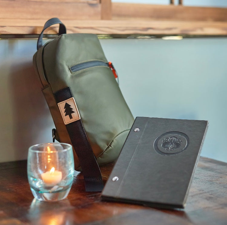 Unisex Discovery Daybag – LU